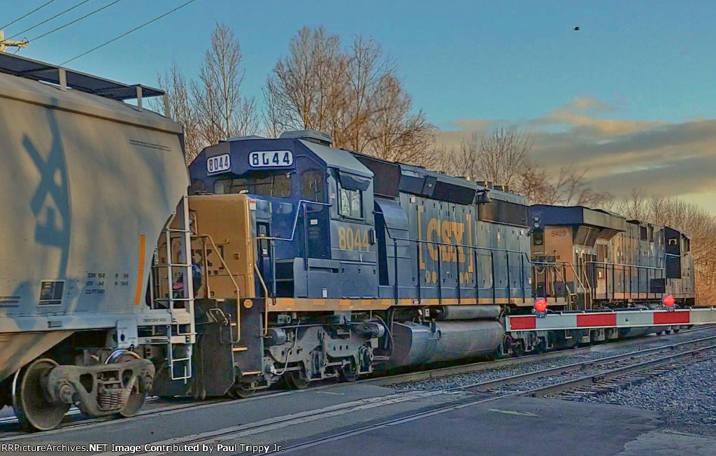CSX 8044